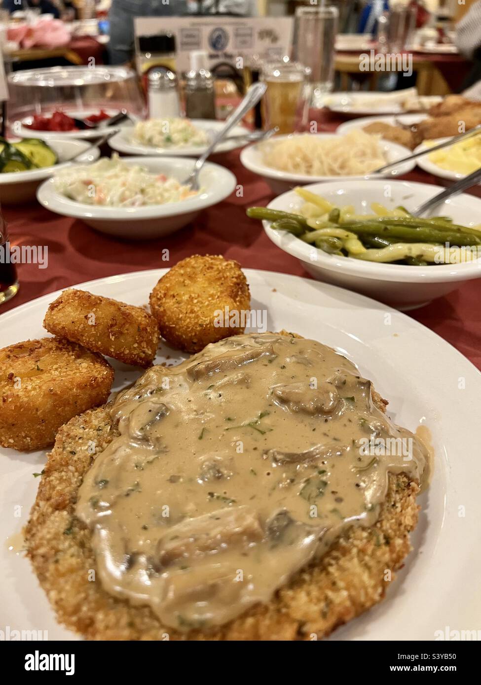 Jager schnitzel hi-res stock photography and images - Alamy
