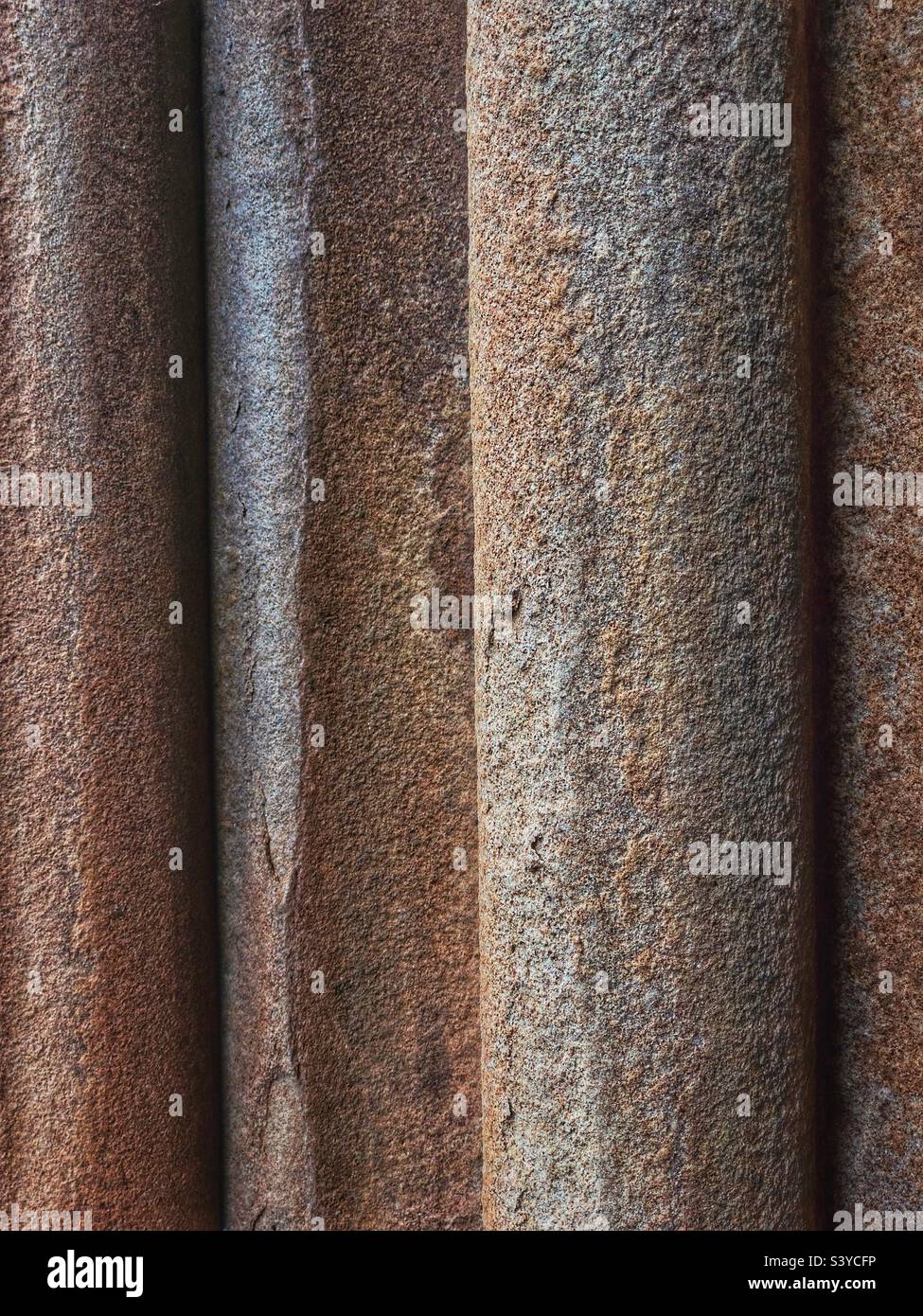 Masonry columns hi-res stock photography and images - Alamy