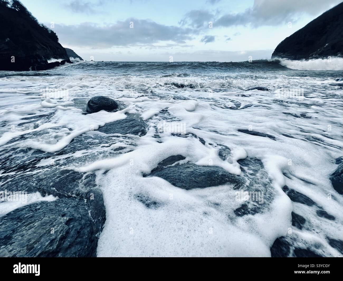 Lee waves hi-res stock photography and images - Alamy