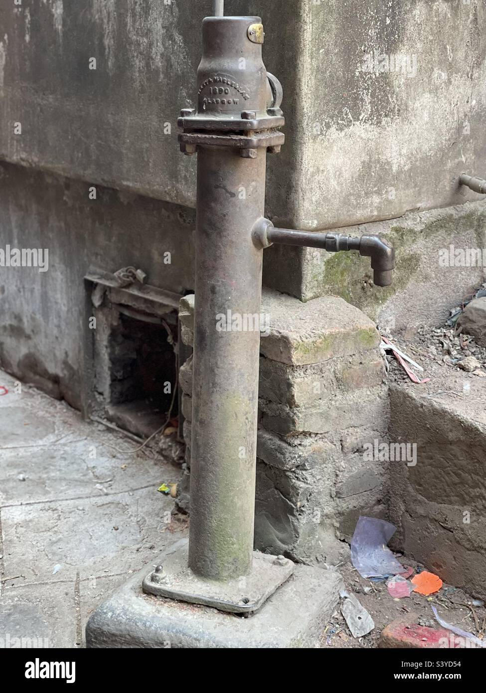1890 water tap hi-res stock photography and images - Alamy