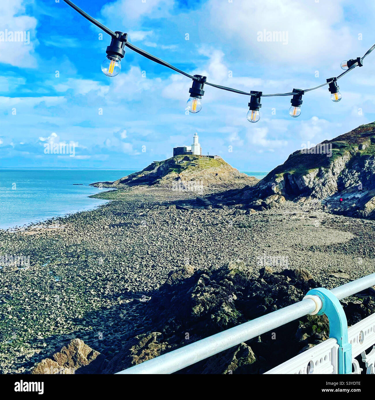 Visiting the pier hi-res stock photography and images - Alamy