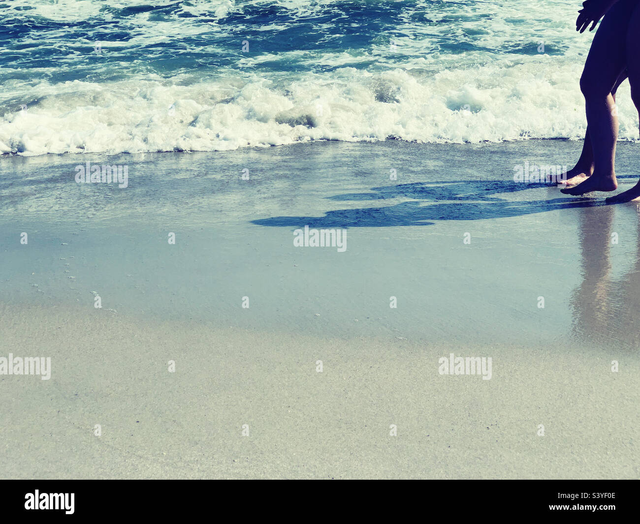 Human shadow on beach hi-res stock photography and images - Alamy