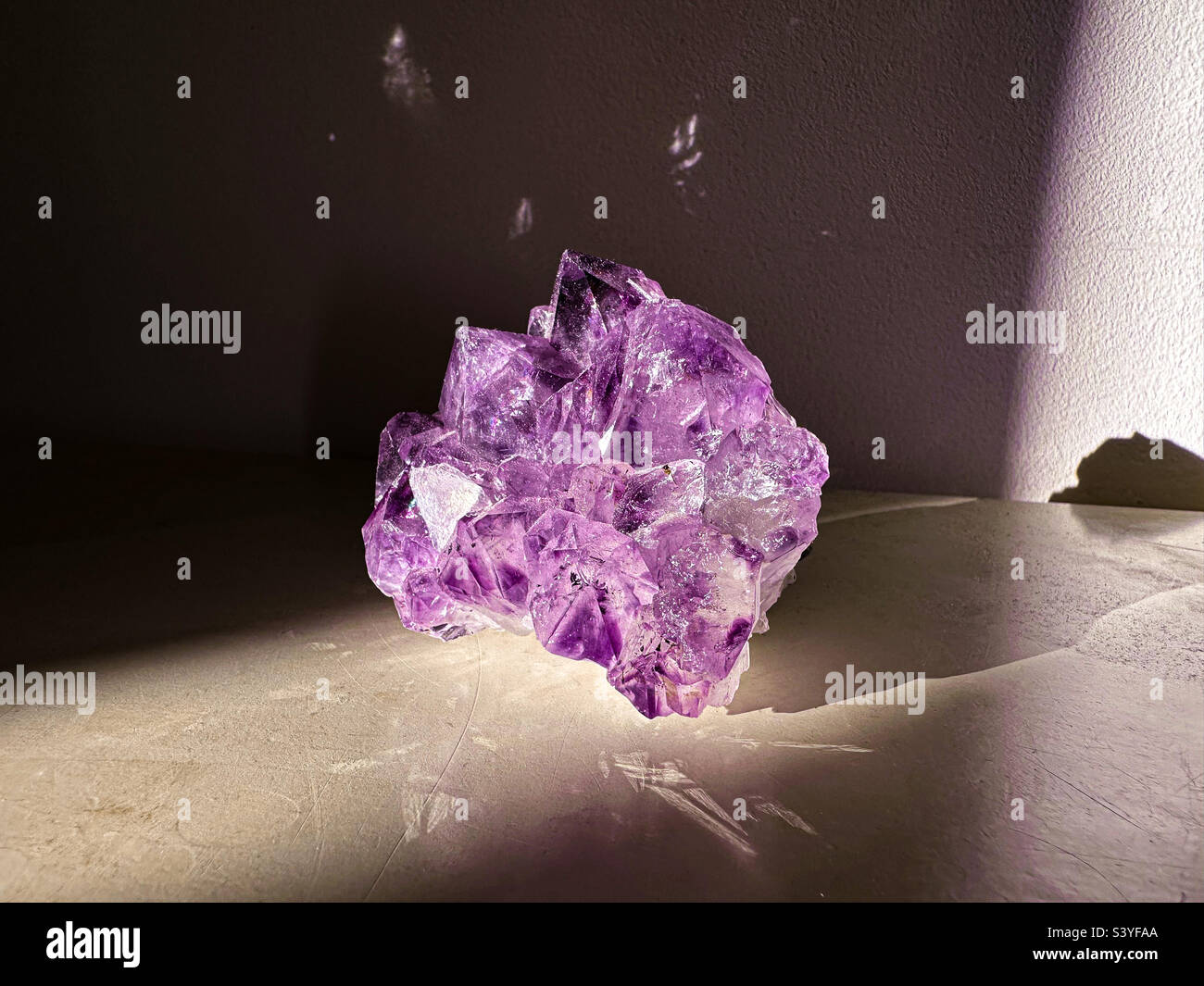 Sunlight beam hi-res stock photography and images - Alamy