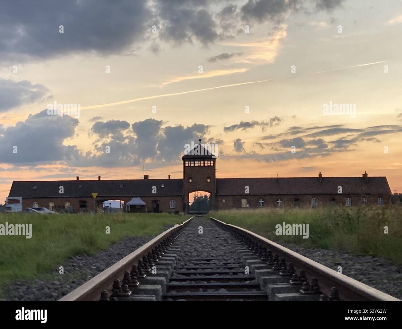 Auschwitz Birkenau gate Stock Photo - Alamy