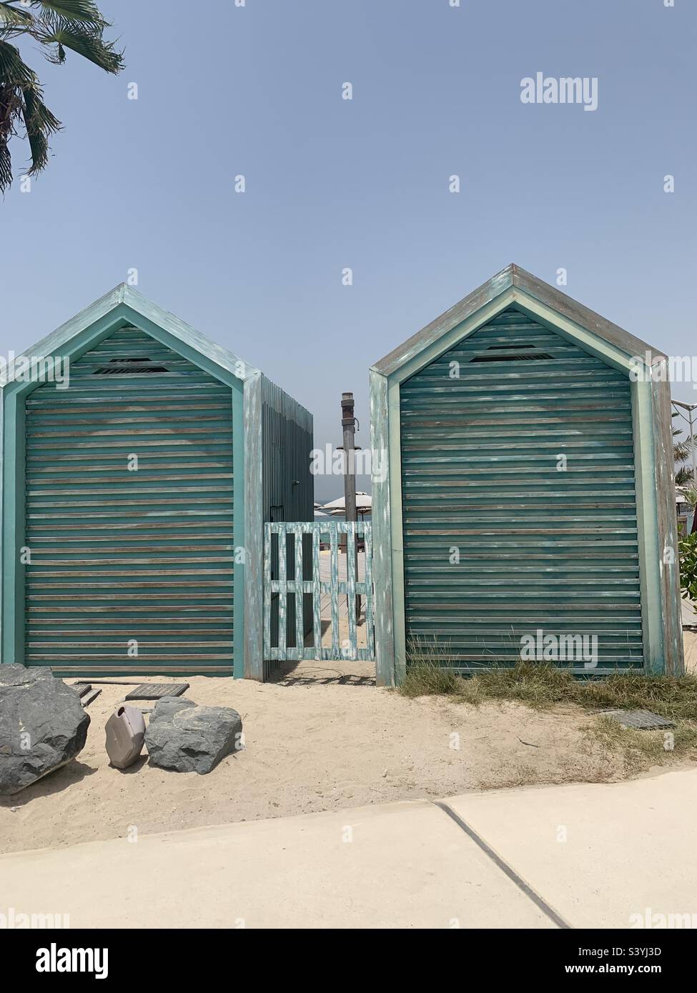 Shelter dubai hi-res stock photography and images - Alamy