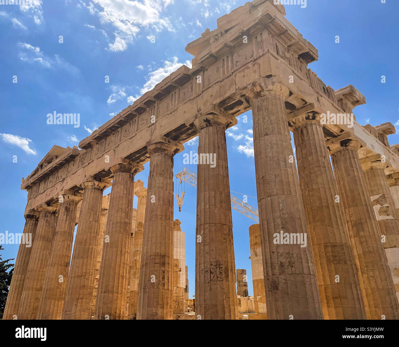 Midday sun hi-res stock photography and images - Alamy