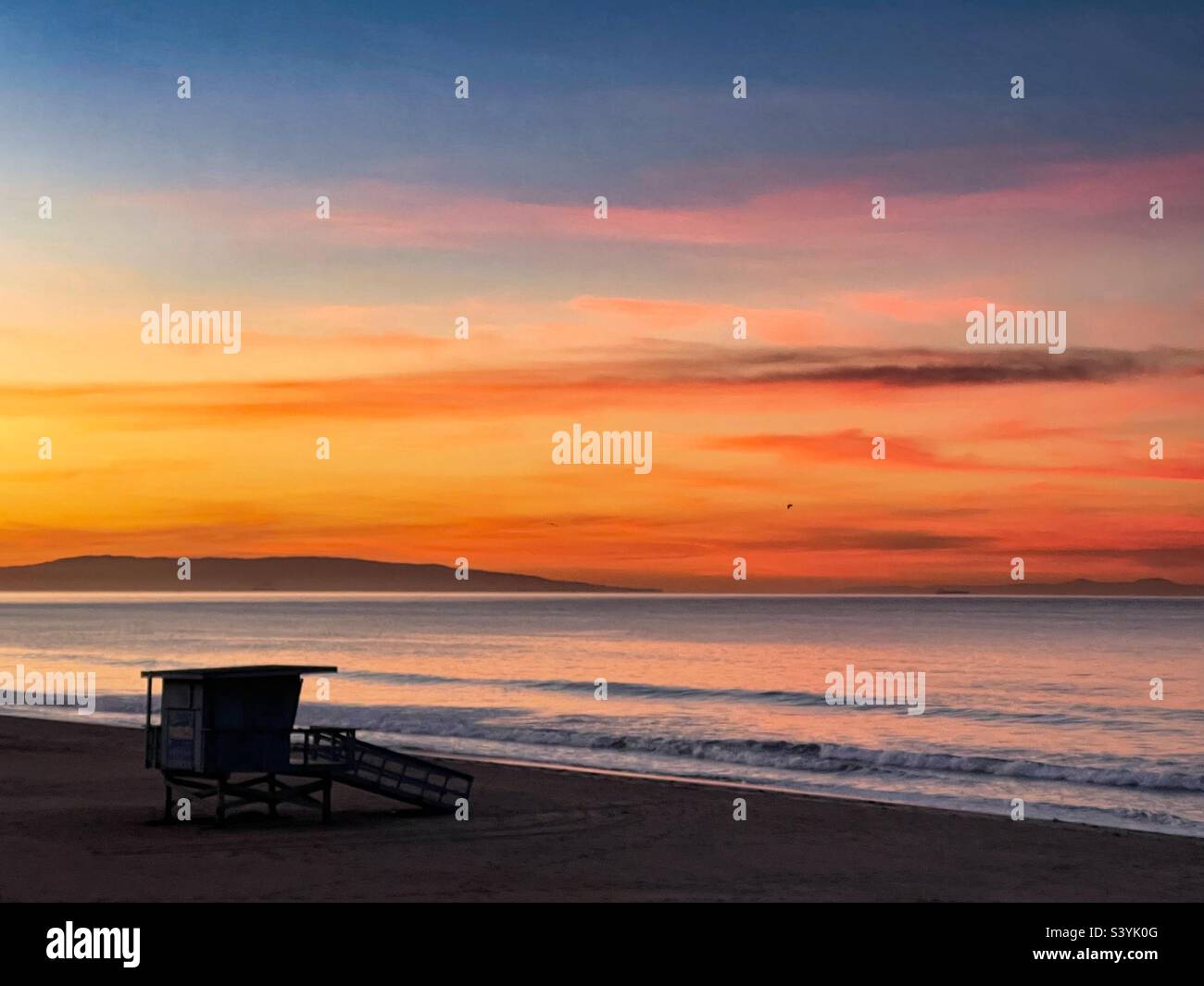 California beach sunrise hi-res stock photography and images - Alamy