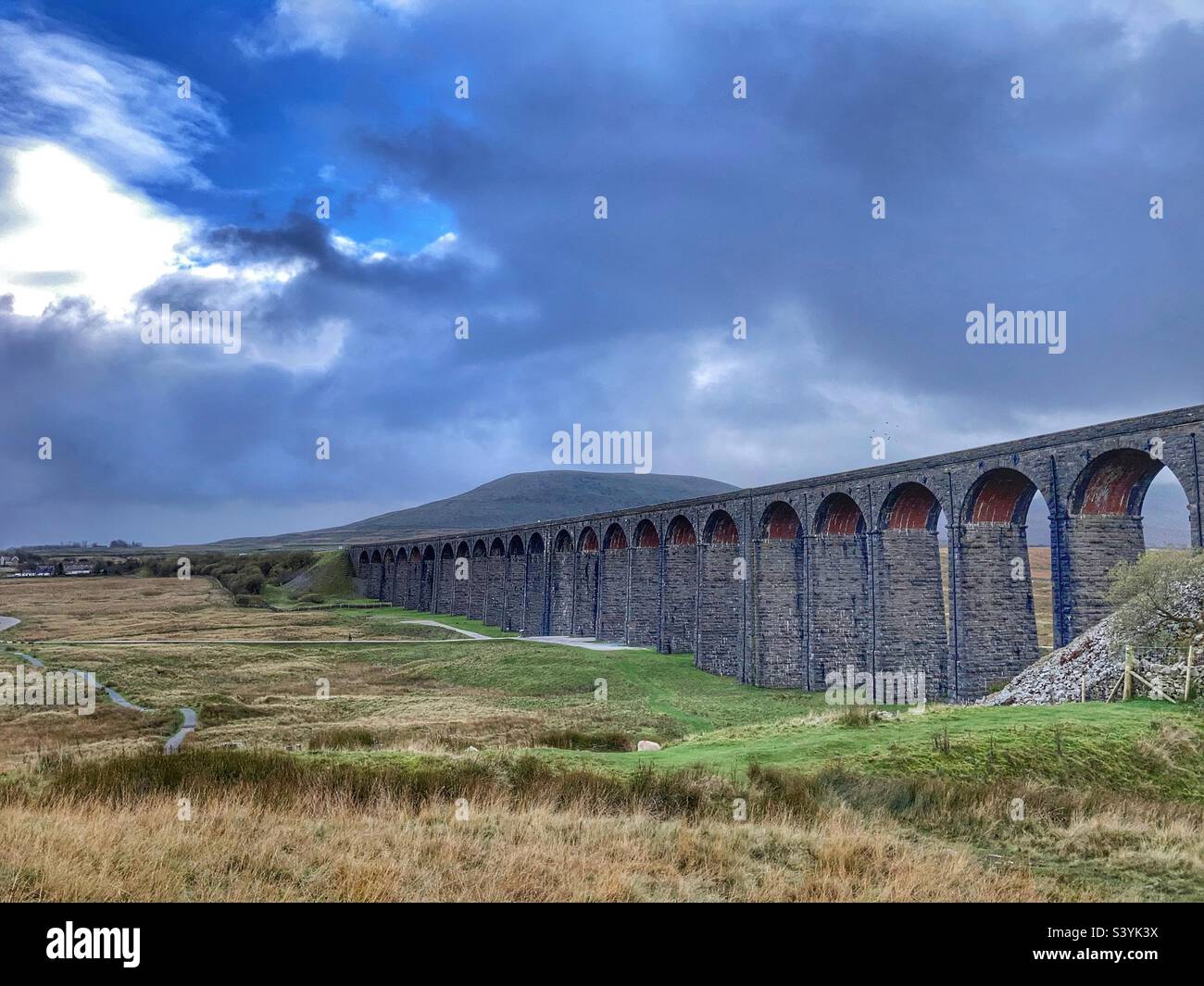 Ribblehead viaduct Yorkshire Dales Stock Photo - Alamy