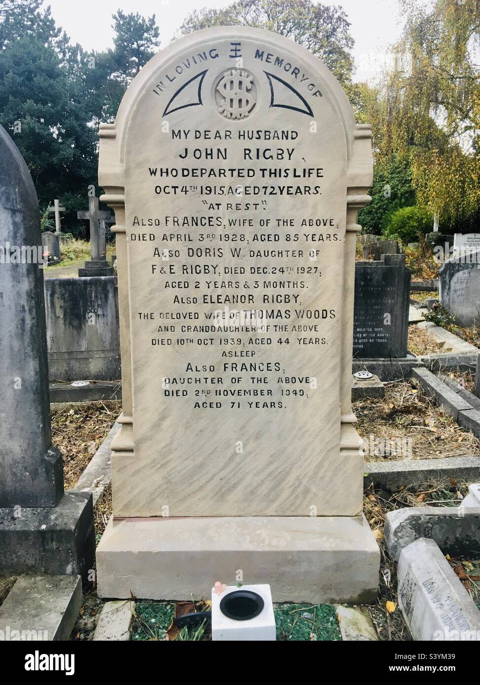 Eleanor Rigby, Grave Stock Photo - Alamy