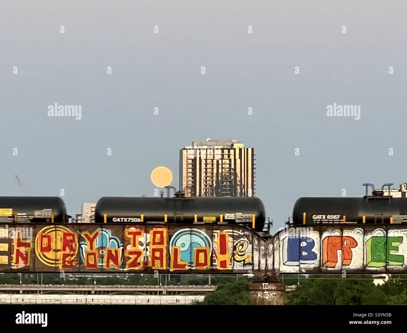 Graffiti bridge austin hi-res stock photography and images - Alamy