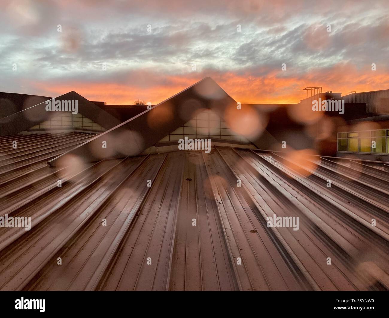 Rainy rooftops hi-res stock photography and images - Alamy