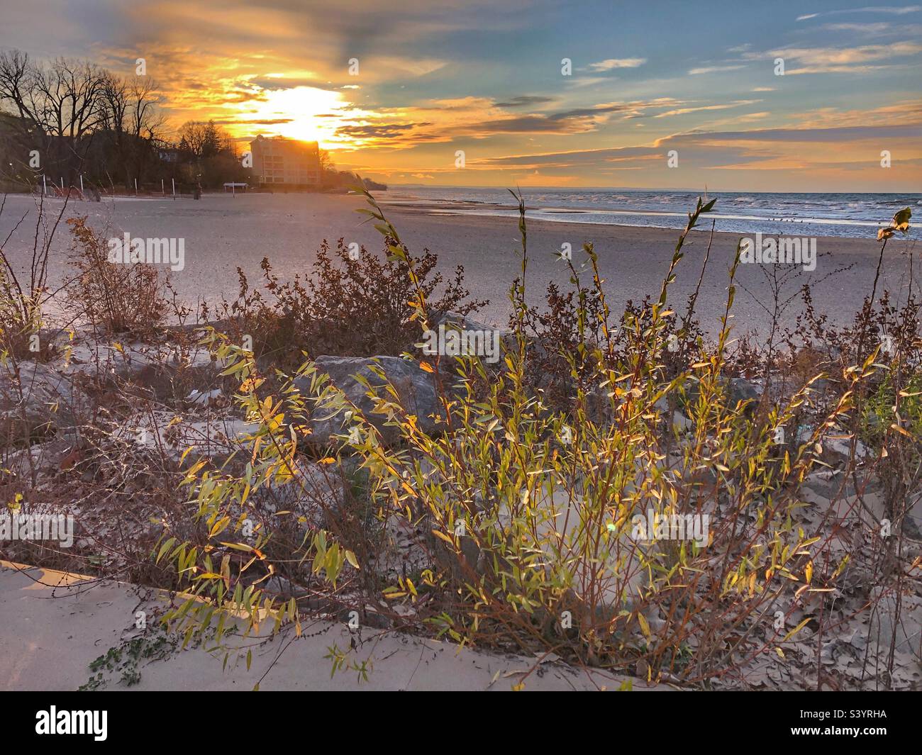 Evening sunset glow over Lake Ontario Stock Photo - Alamy