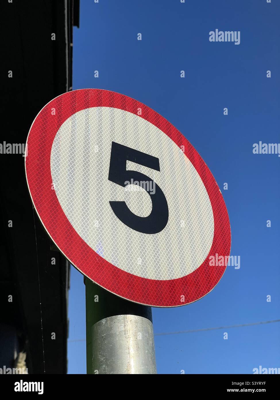 5 miles per hour hi-res stock photography and images - Alamy