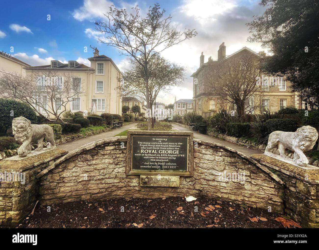 Hms royal george hi-res stock photography and images - Alamy