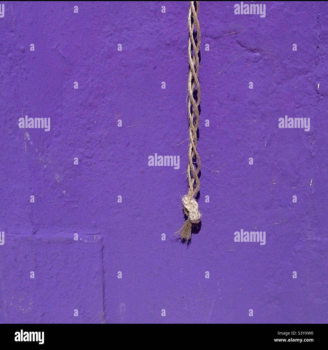 Wall with space hi-res stock photography and images - Alamy