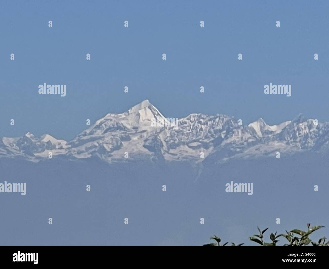 Himalayas mountain ranges hi-res stock photography and images - Alamy