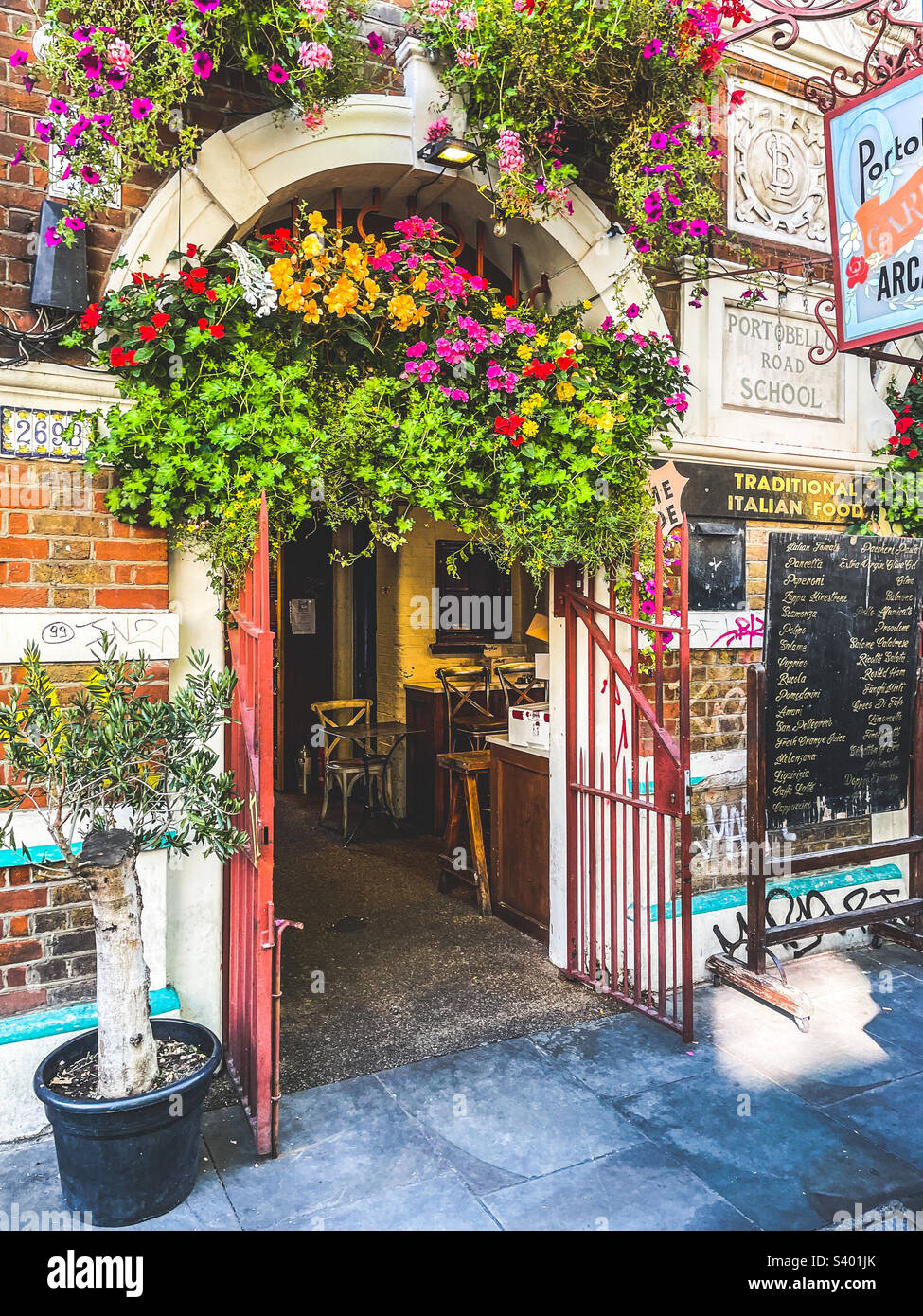 Portobello road, London Stock Photo - Alamy