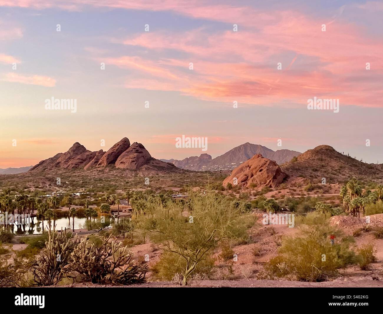 Camelback mountain phoenix hi-res stock photography and images - Alamy