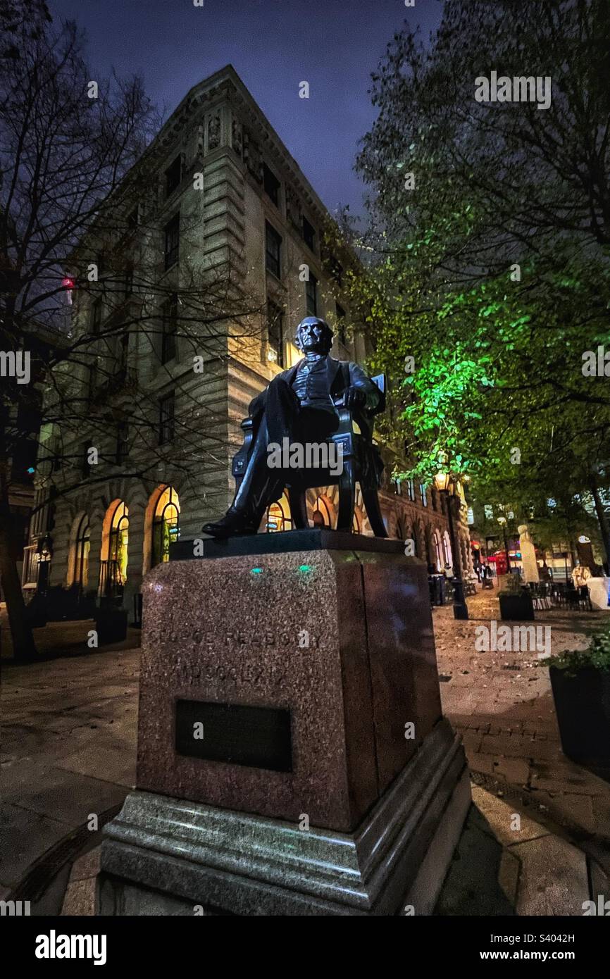 George Peabody statue in the City of London, seated, American ...