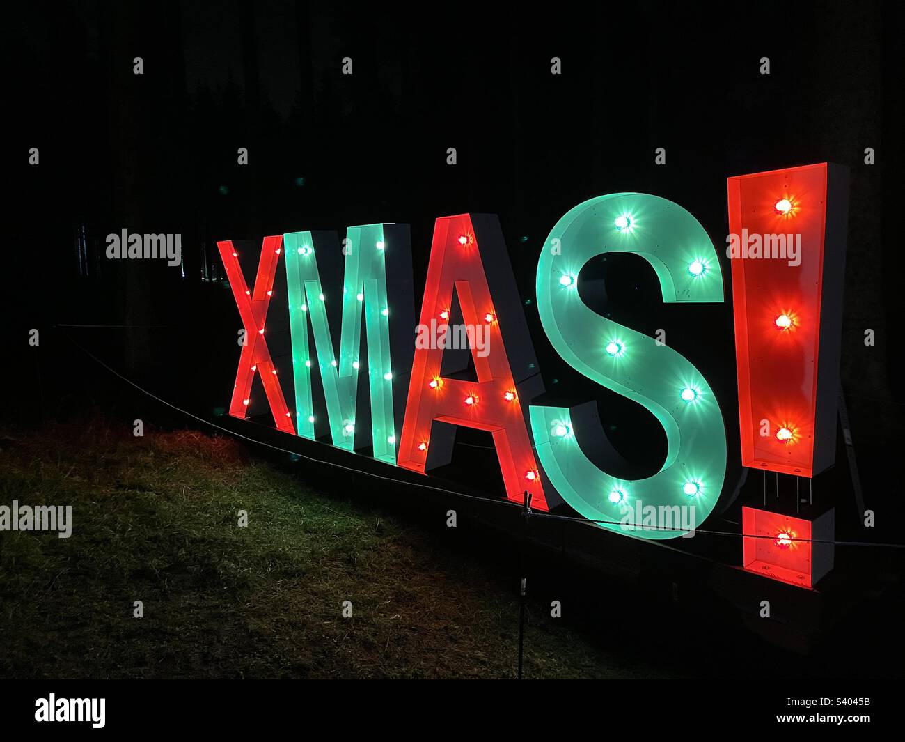 Christmas forest sign hi-res stock photography and images - Alamy