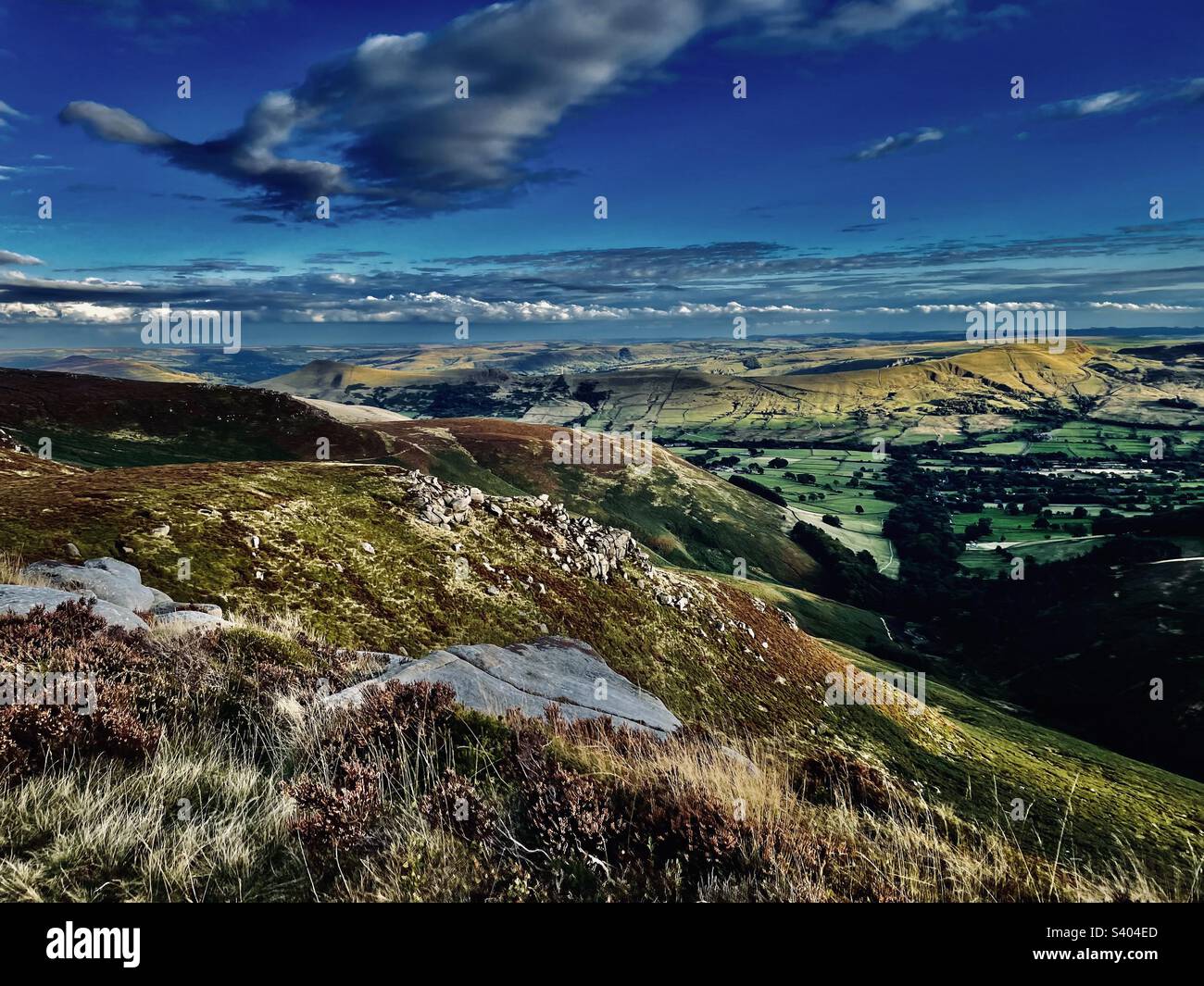 Edale skyline hi-res stock photography and images - Alamy