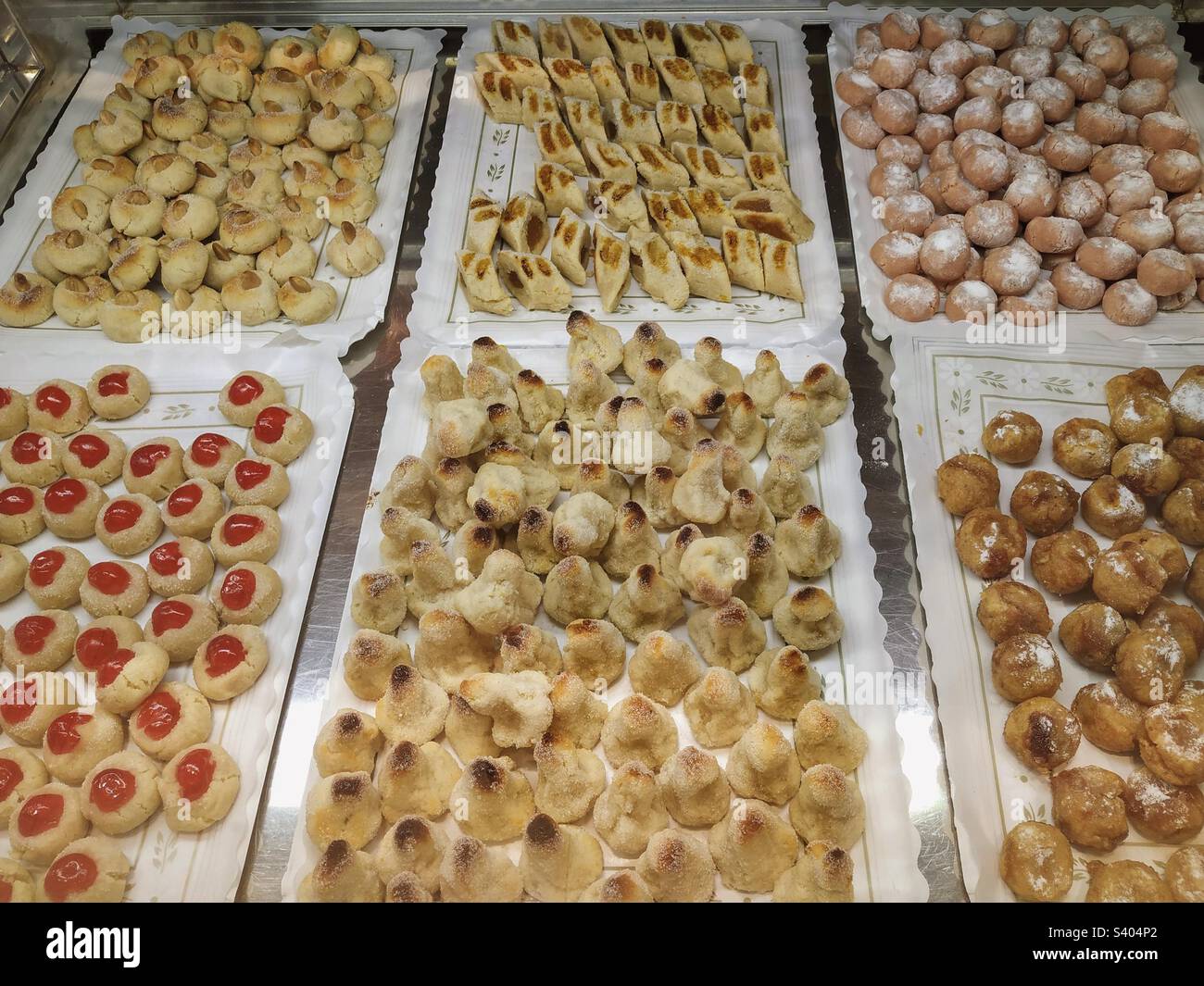 Desserts and sweets from spain hi-res stock photography and images - Alamy