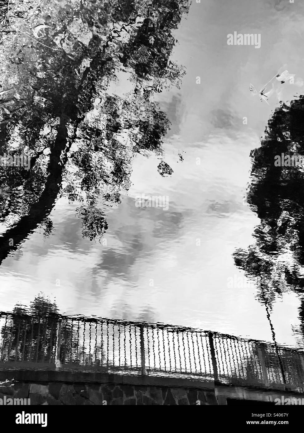 Bridge and water reflection hi-res stock photography and images - Alamy