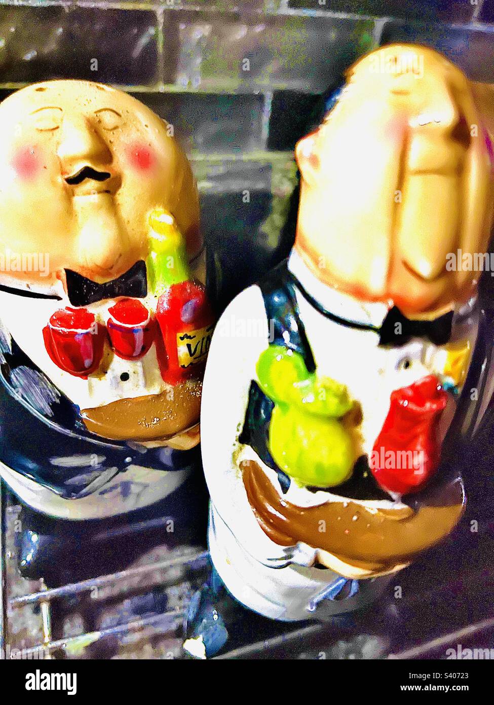 Italian waiter and Italian chef characters Stock Photo - Alamy