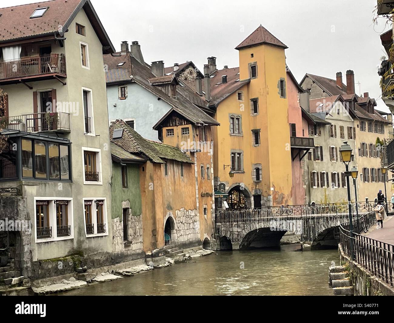 Old town annecy hi-res stock photography and images - Alamy