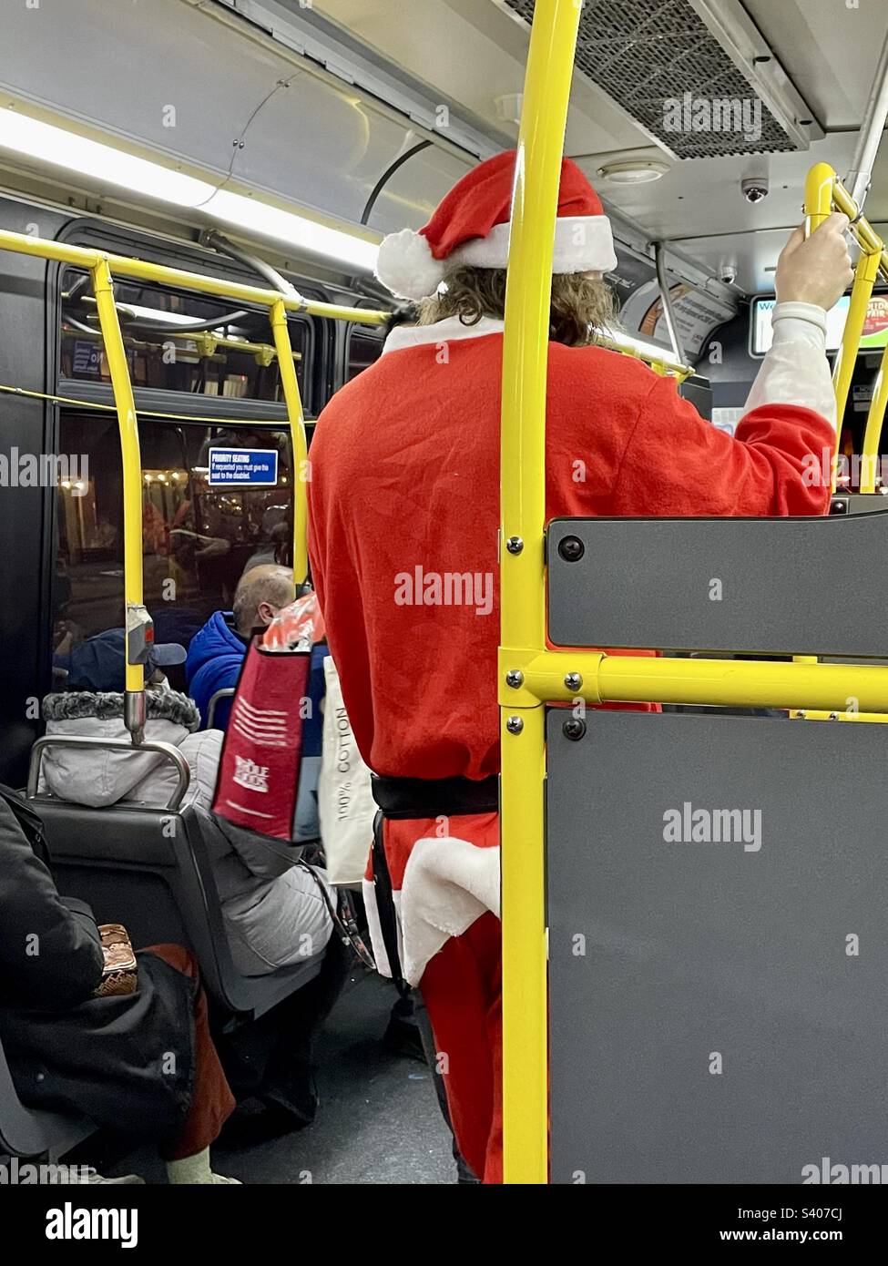 Santa bus hi-res stock photography and images - Alamy