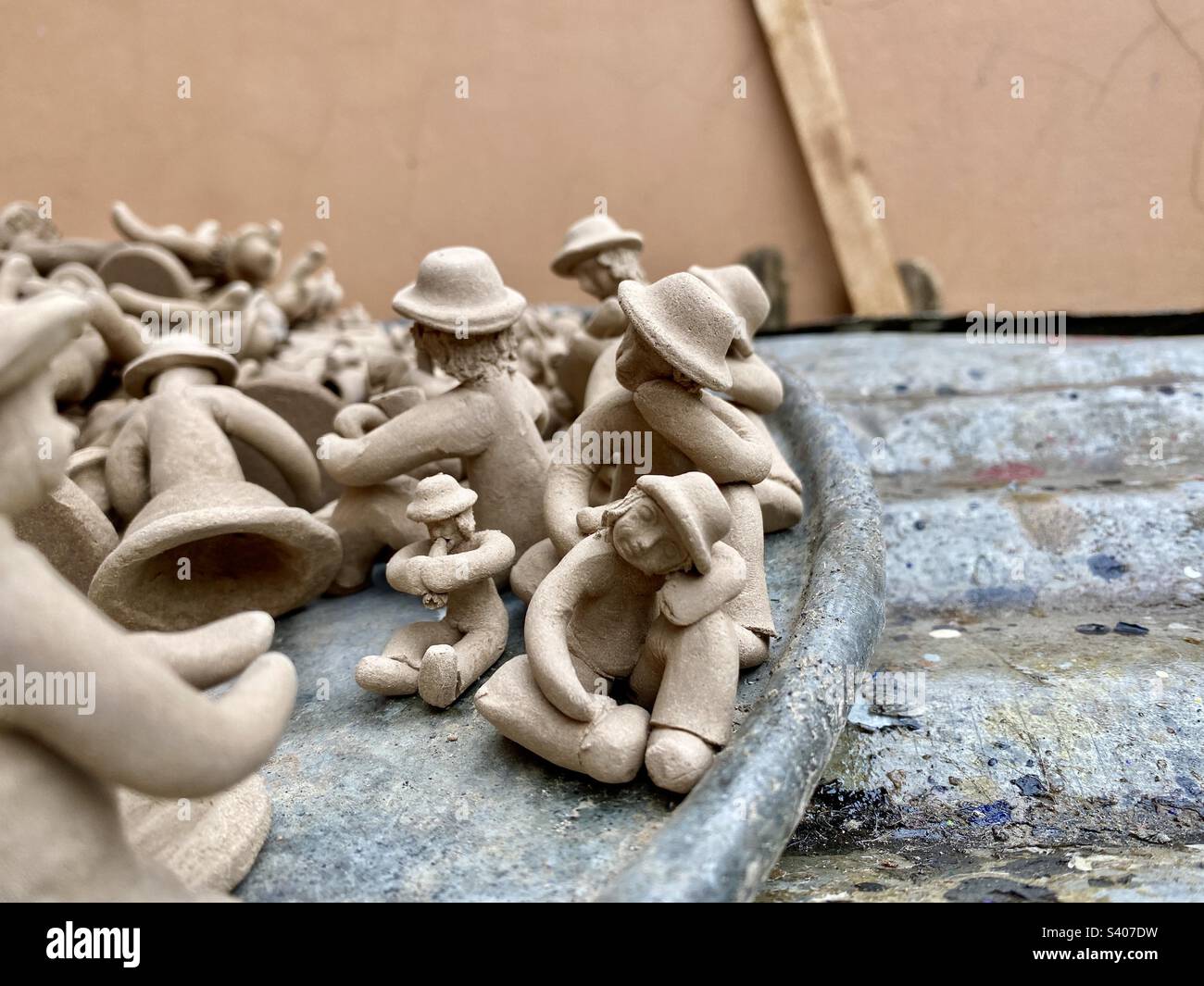Ceramic community hi-res stock photography and images - Alamy