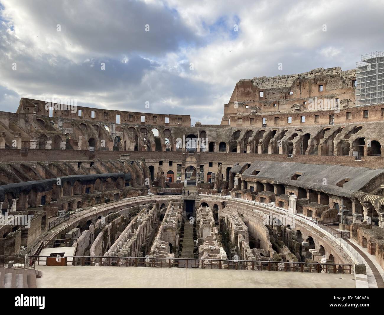 Empty colosseum hi-res stock photography and images - Alamy
