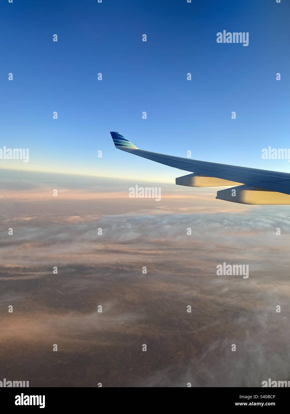 Plane sunrise hi-res stock photography and images - Alamy