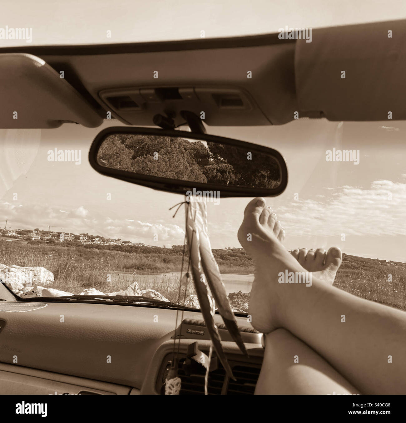 All barefoot car hi-res stock photography and images - Alamy