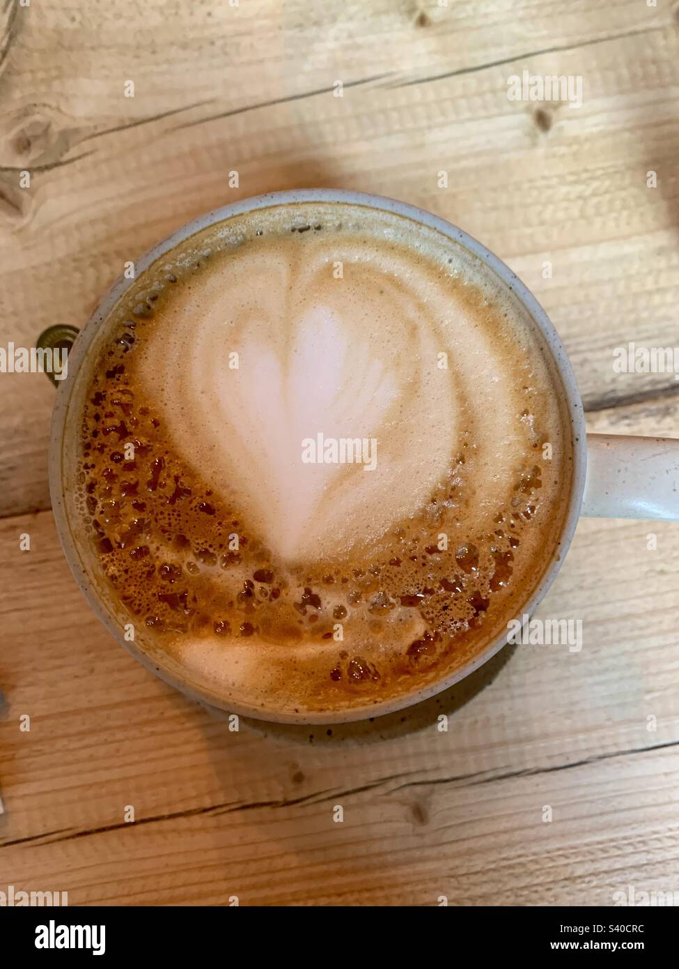 Heart shaped coffee art hi-res stock photography and images - Alamy