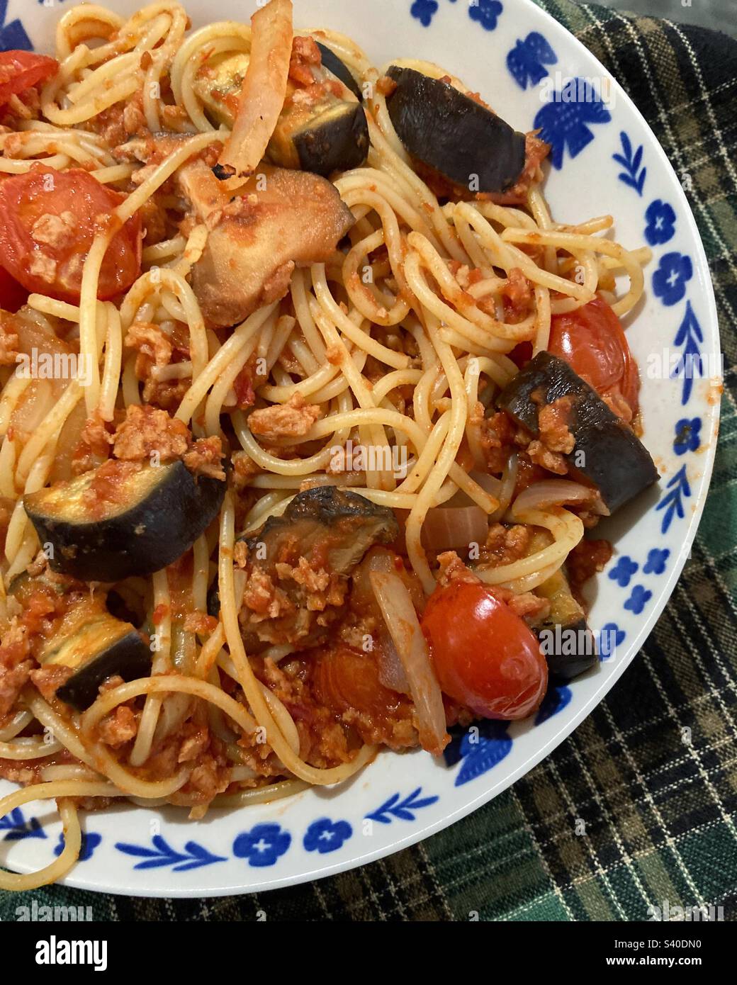 Aubergine pasta hi-res stock photography and images - Alamy