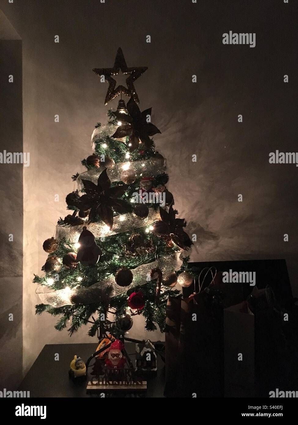 Cute christmas tree hi-res stock photography and images - Alamy