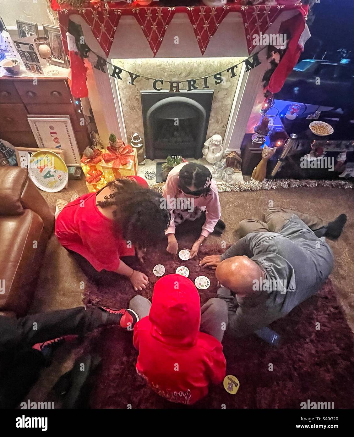 Merry christmas decorations hi-res stock photography and images - Alamy