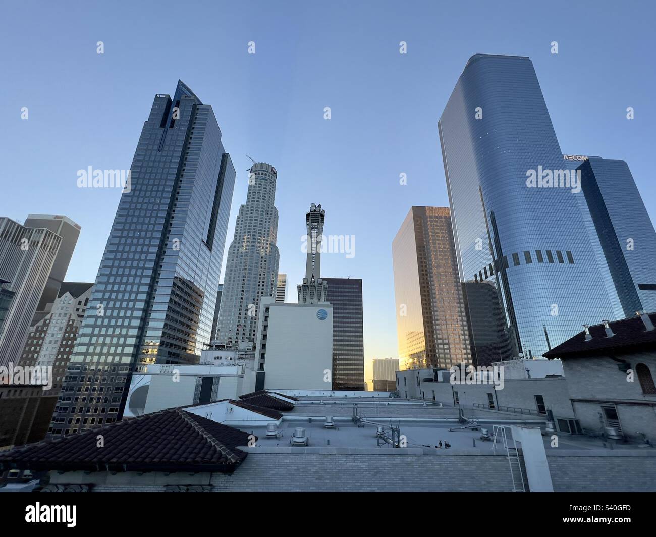 Downtown los angeles skyline 2022 hi-res stock photography and images ...