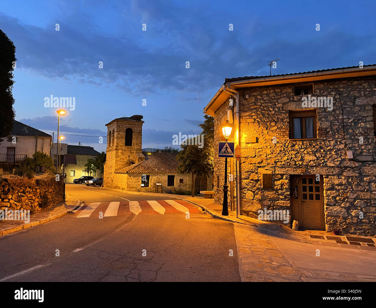 Street view church iglesia hi-res stock photography and images - Alamy