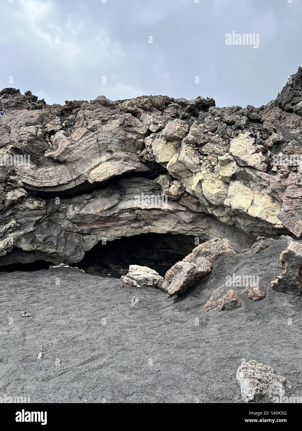 Collapsed volcano hi-res stock photography and images - Alamy