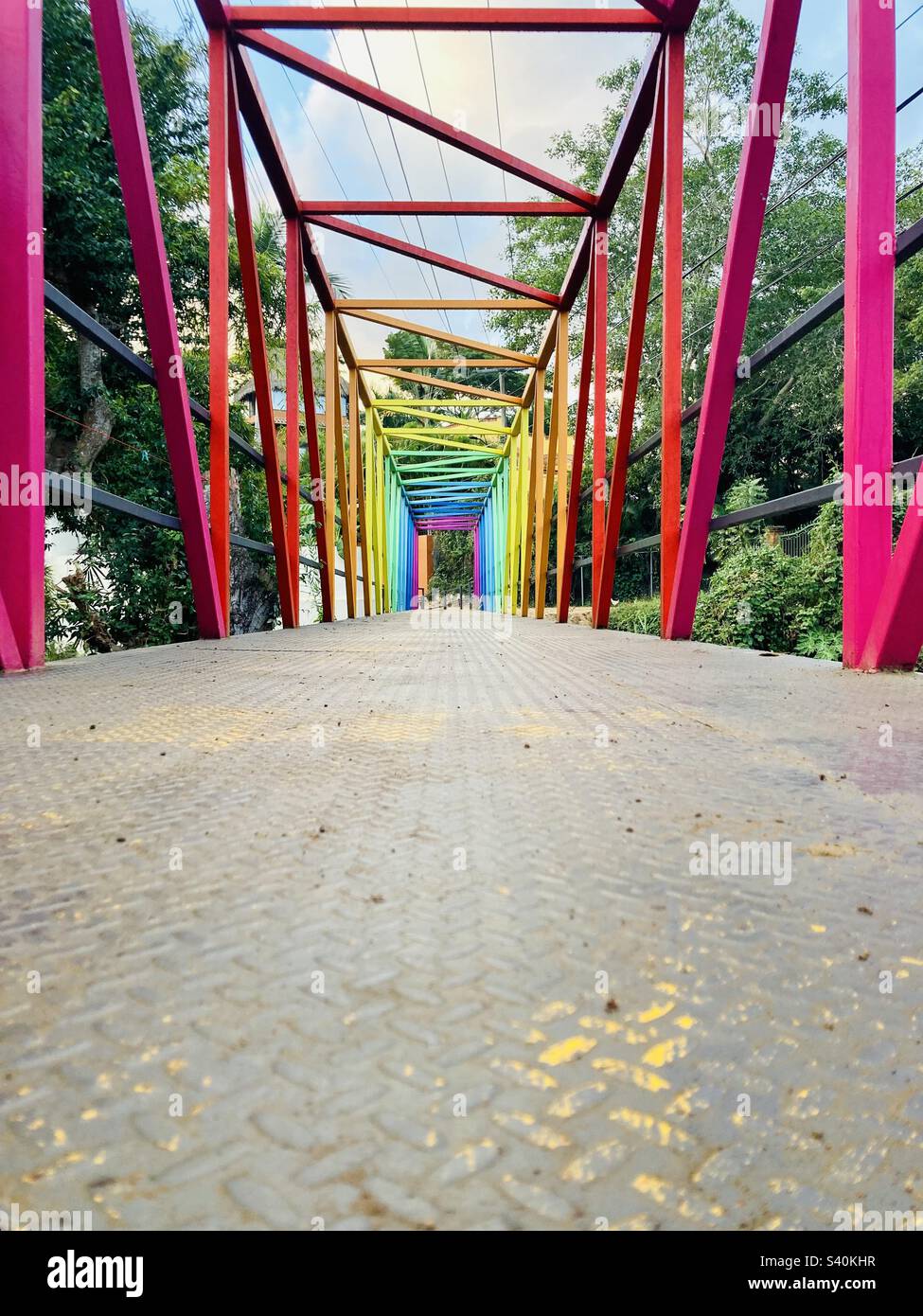 Steel footbridge hi-res stock photography and images - Alamy