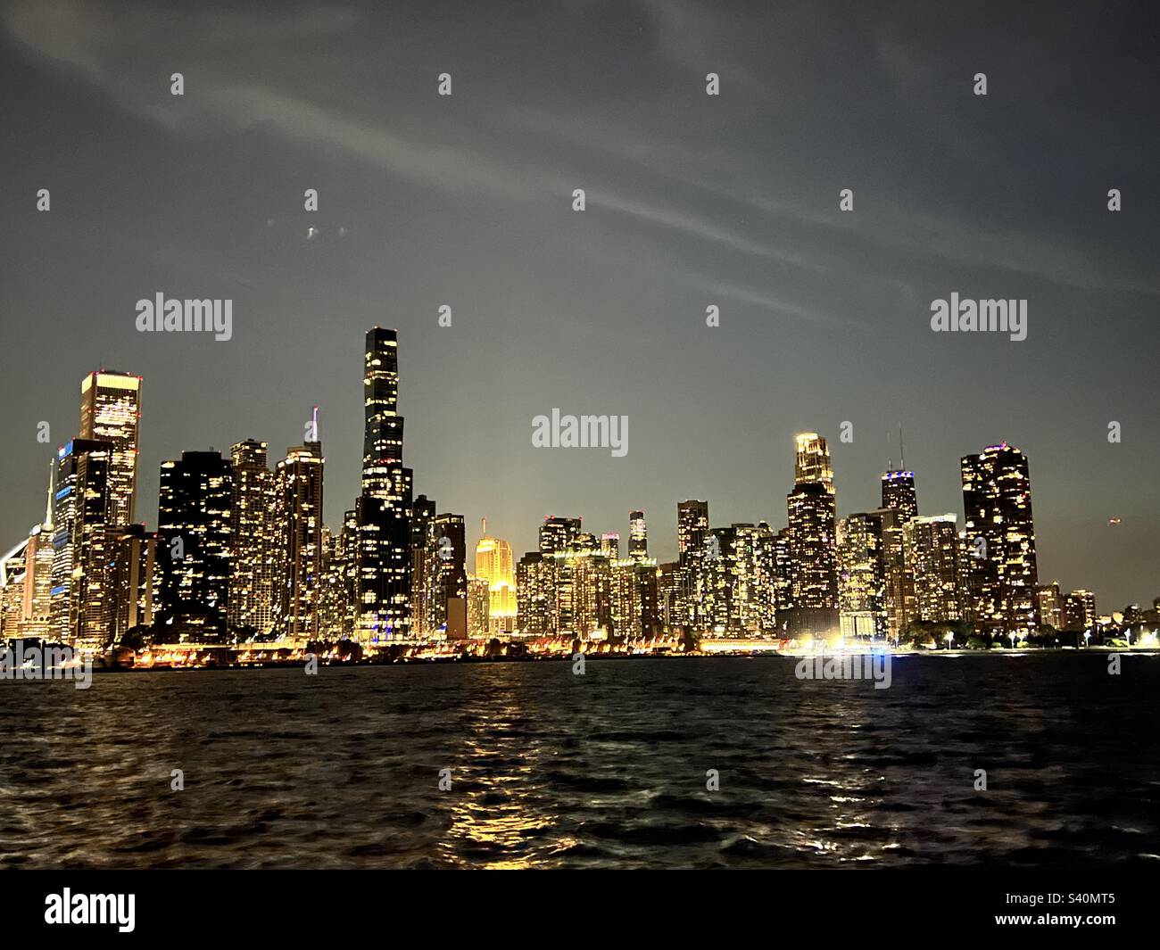 Chicago nightlife hi-res stock photography and images - Alamy