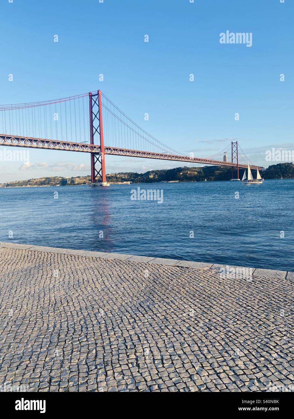 Pont du 28 avril hi-res stock photography and images - Alamy