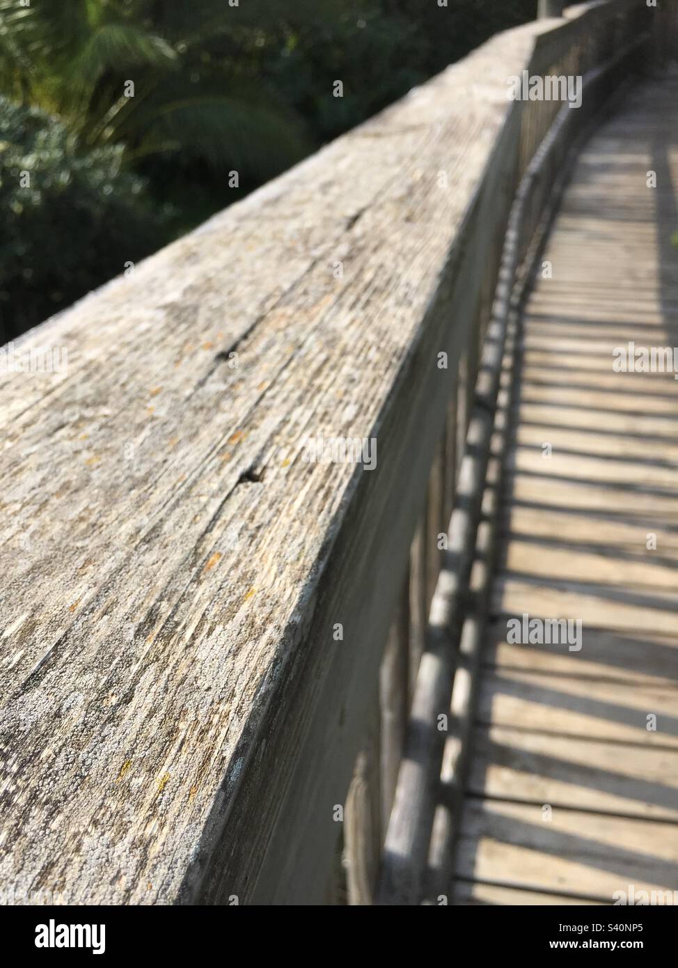 Bridge perspective hi-res stock photography and images - Alamy