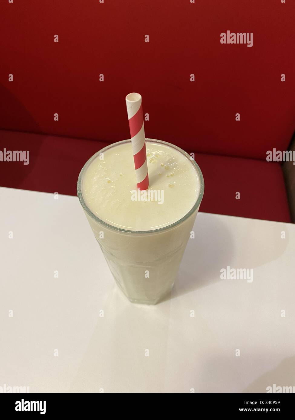 Milkshake diner 1950's hi-res stock photography and images - Alamy