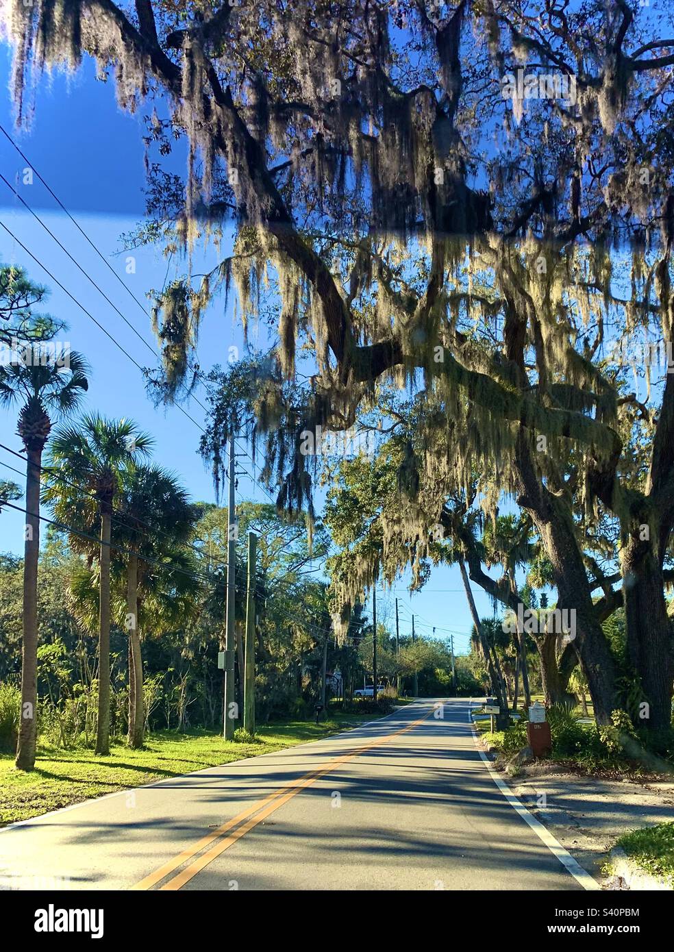 Backroads hi-res stock photography and images - Alamy