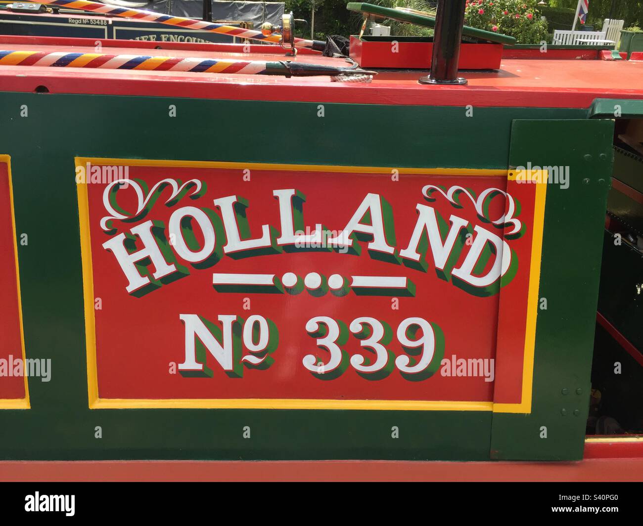 Narrow boat “Holland” traditional decorative sign writing Stock Photo ...