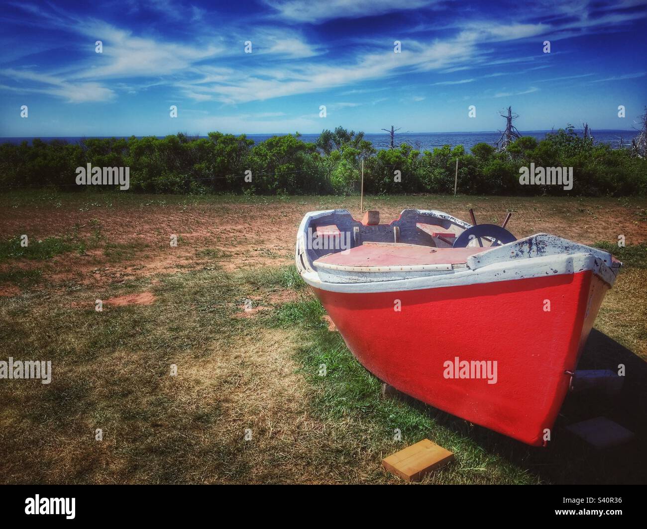 Canoe red boat hi-res stock photography and images - Alamy