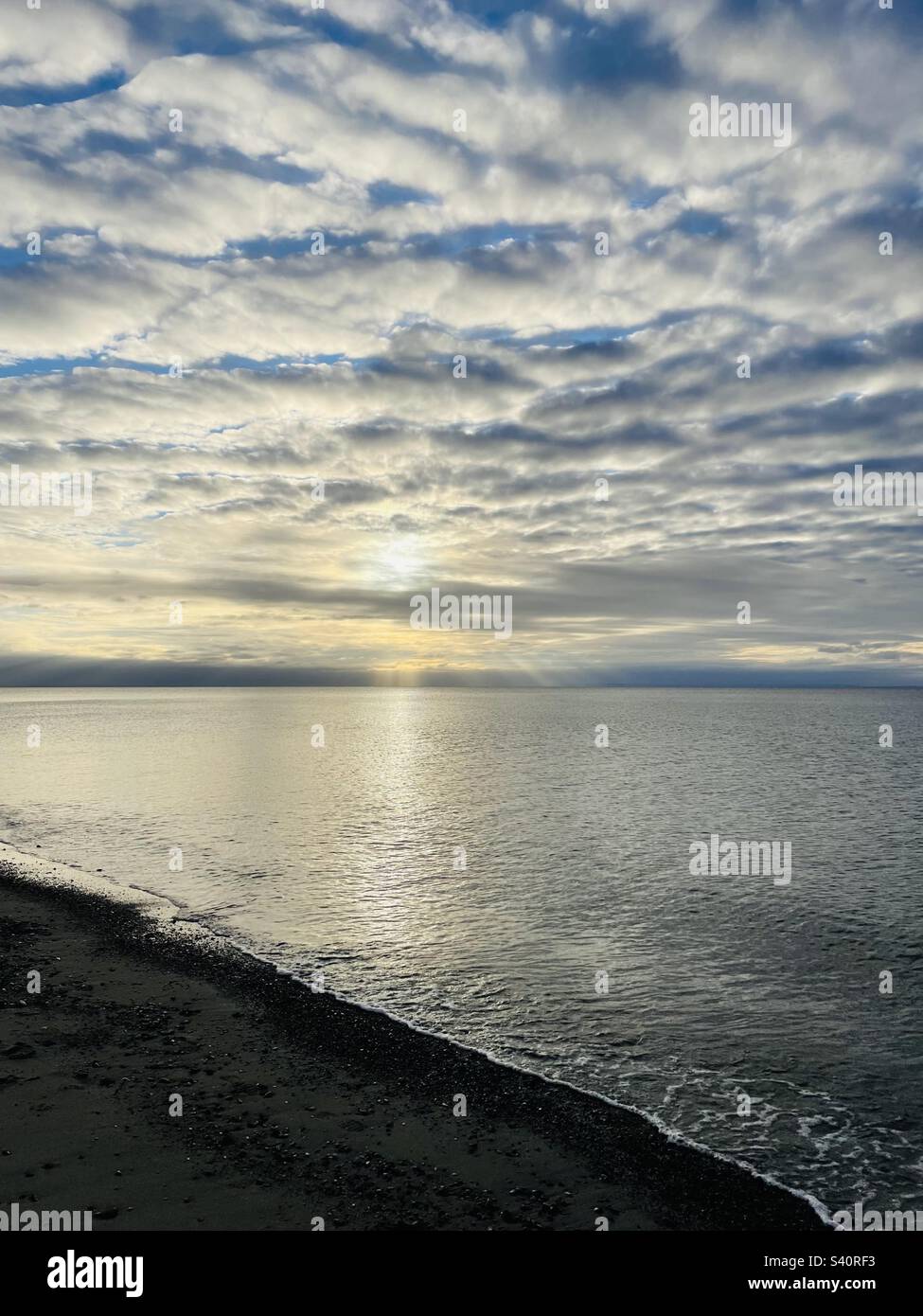 Lapping sun hi-res stock photography and images - Alamy